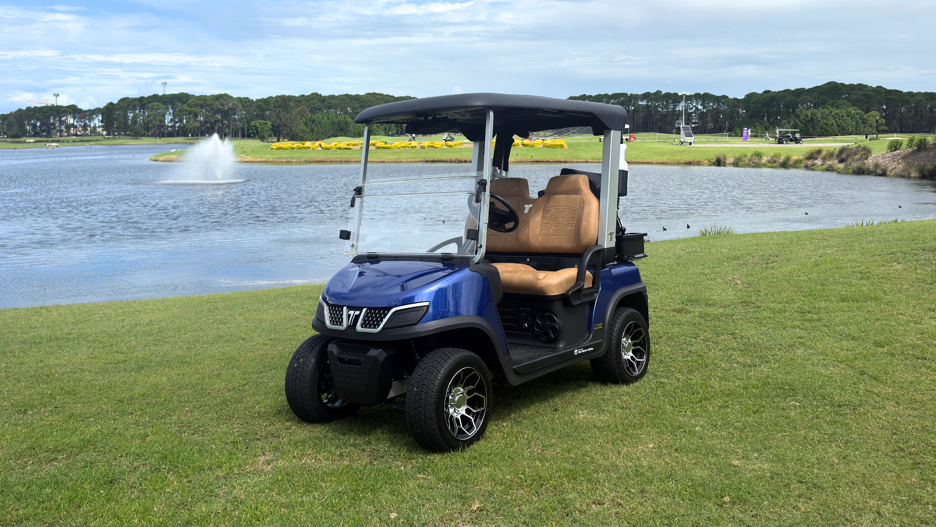 Electric Golf Carts Australia | Tara and Evolution Carts by EcoGlide
